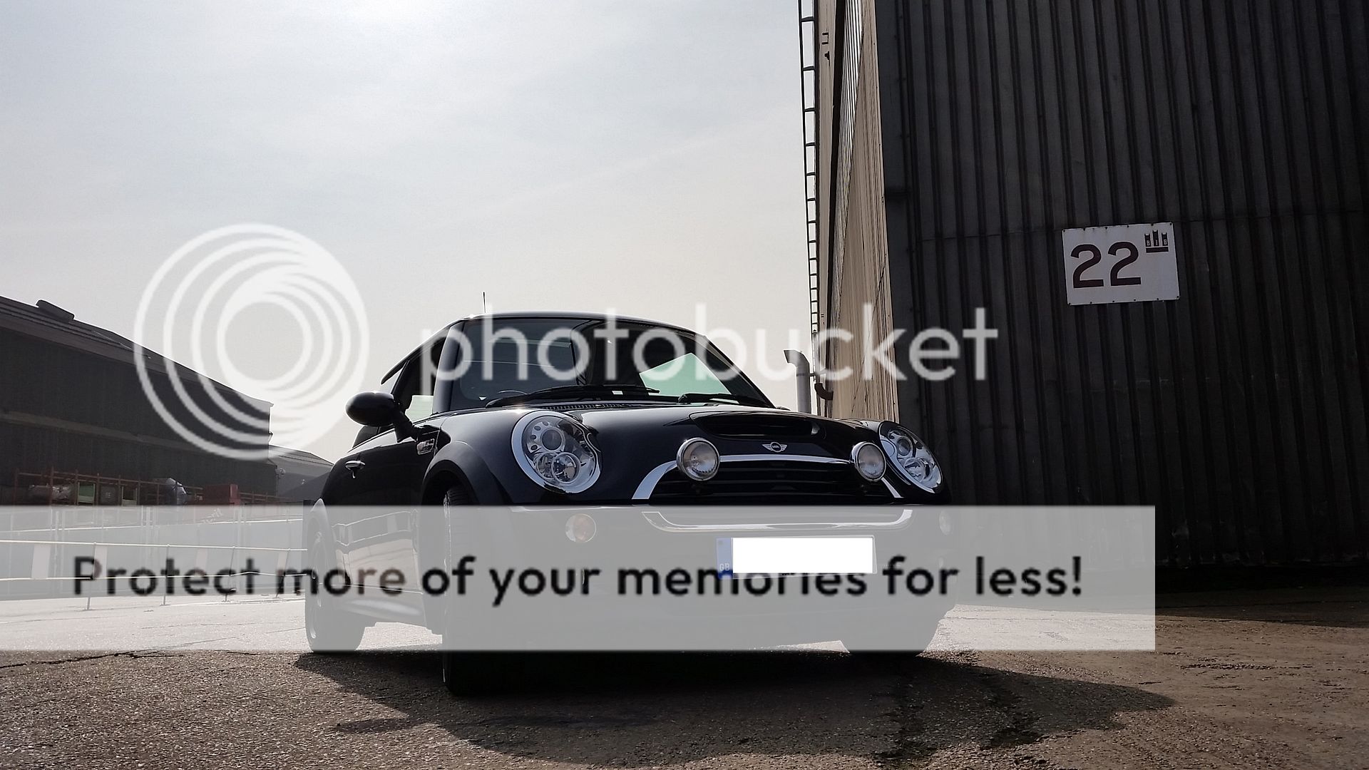 Astro Black 2006 R53 John Cooper Works | MiniTorque.com